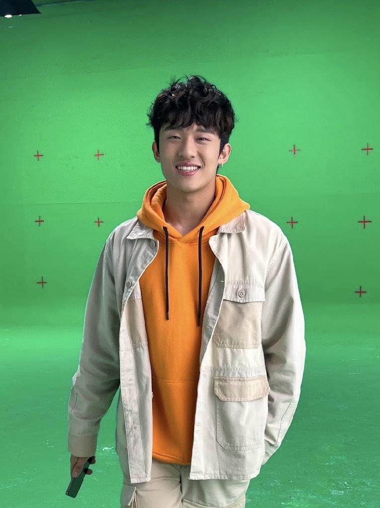 ANSONBEAN拍廣告勁舞8小時 | am730