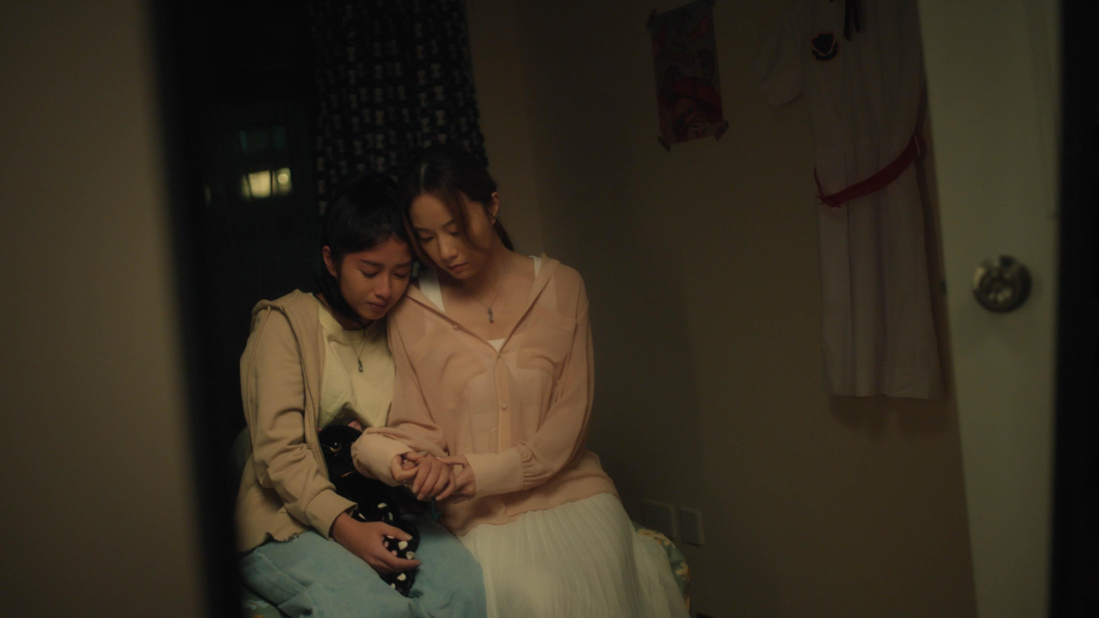 鄧麗欣為Dear Jane新歌拍MV 校花泰妹演出令人驚喜 | am730