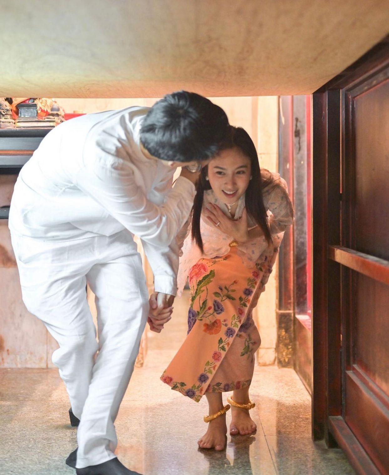 最美變性人Poyd辦嫁妝行頭十足 抵布吉祭祖迎下星期大婚 | am730