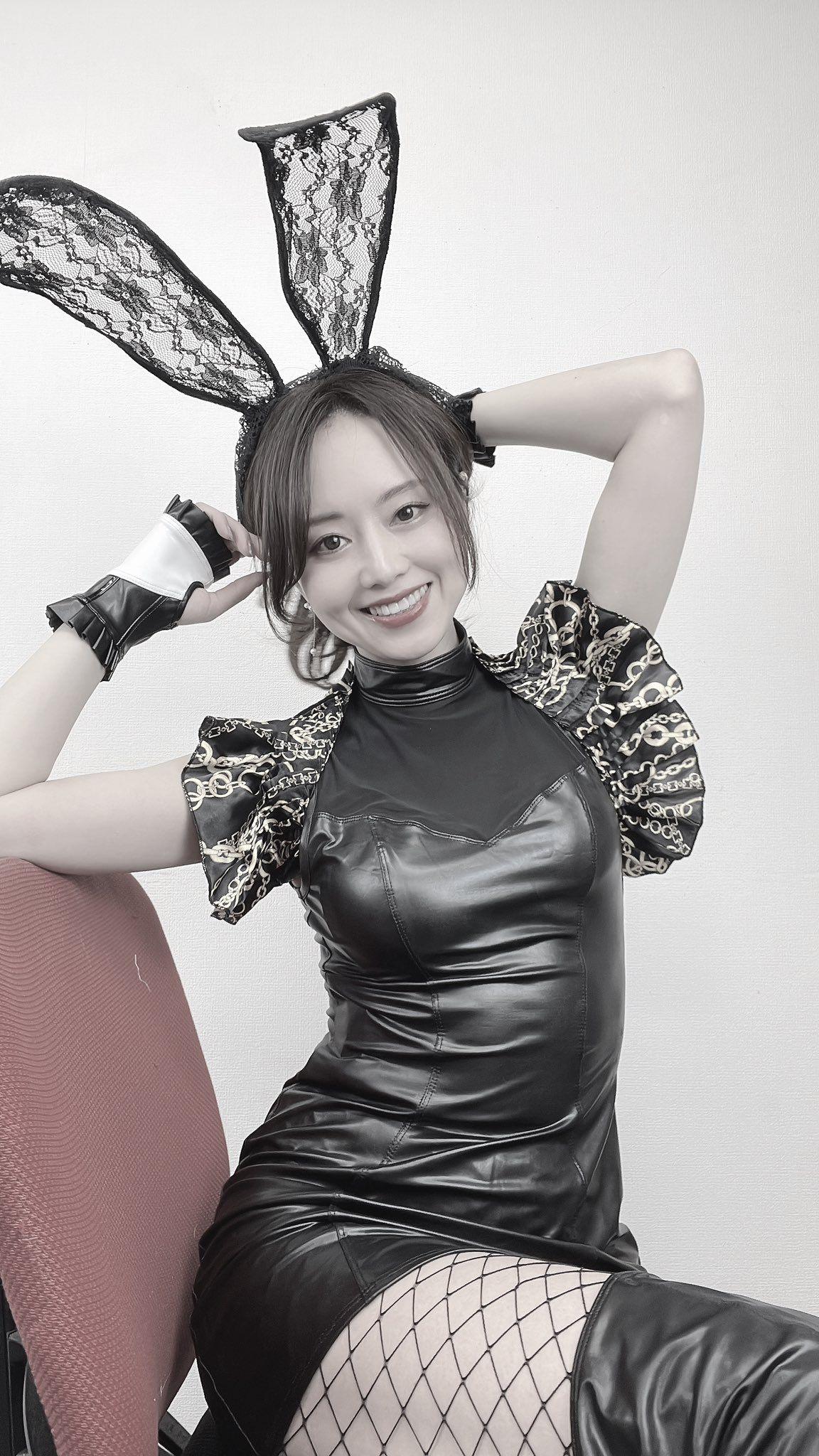 AV版Stephy引退三年 吉澤明步貼近照預祝39歲生日 | am730