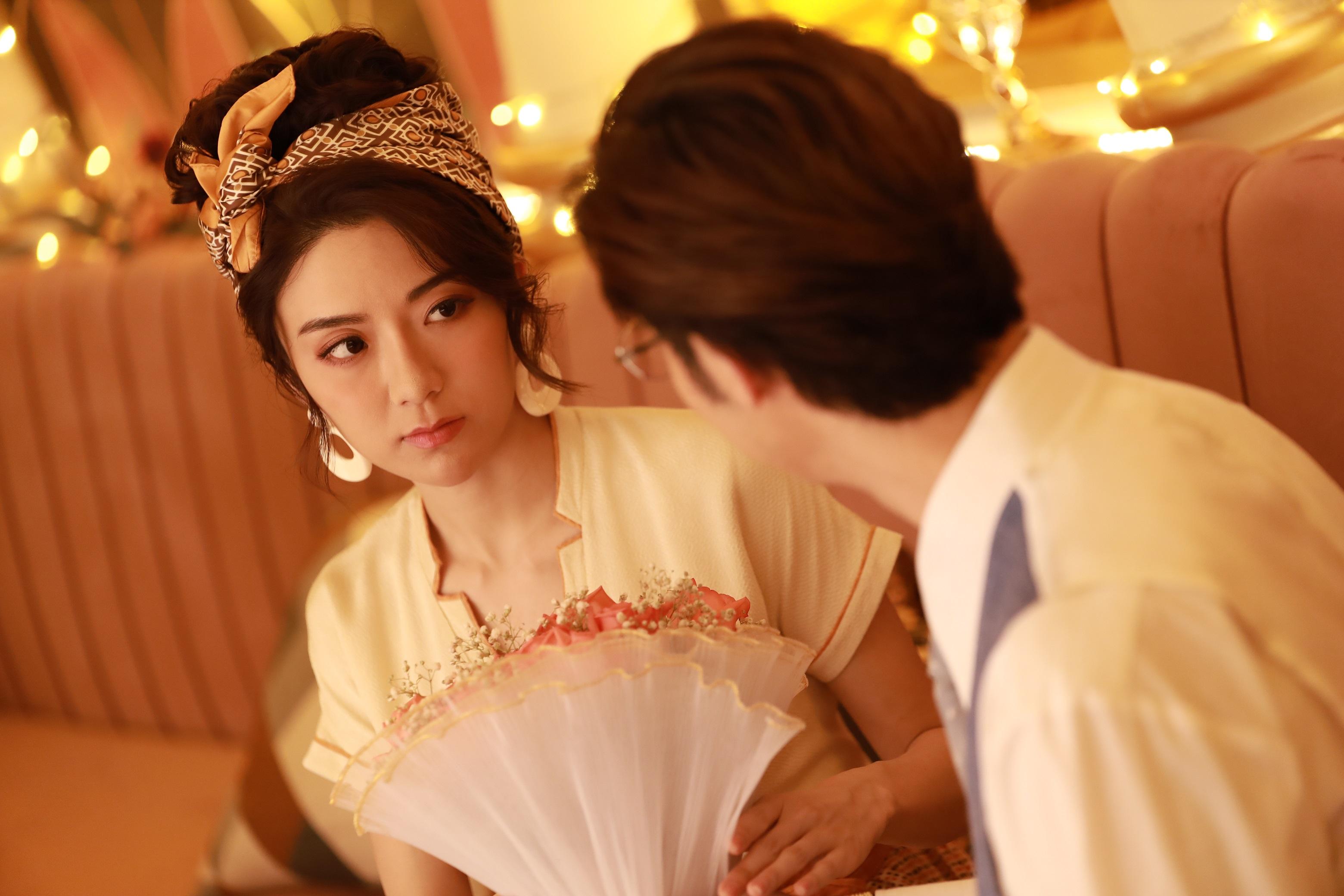 王晶識low | am730