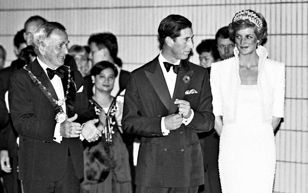 香港記者攝得全球獨家戴妃泳照 | LIHKG 討論區