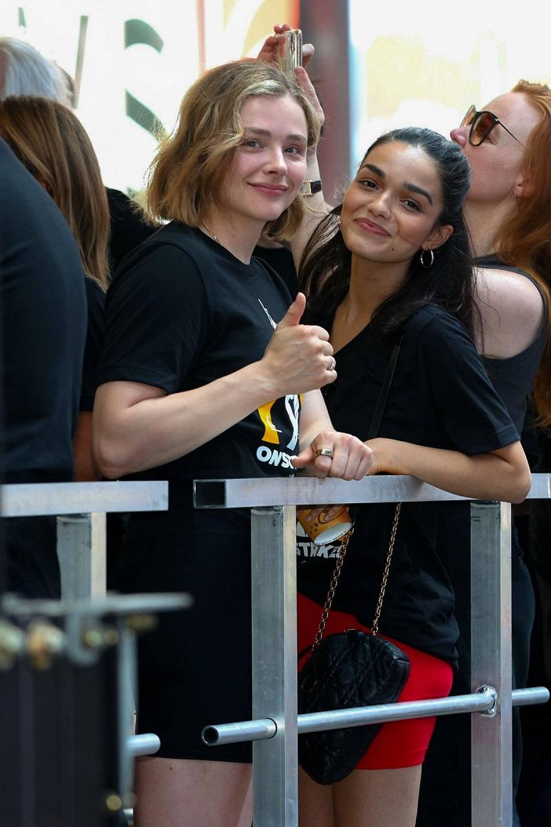 美國演員工會集會 《絕命毒師》Bryan Cranston：迪士尼老闆，唔好搶走我哋飯碗 | LIHKG 討論區