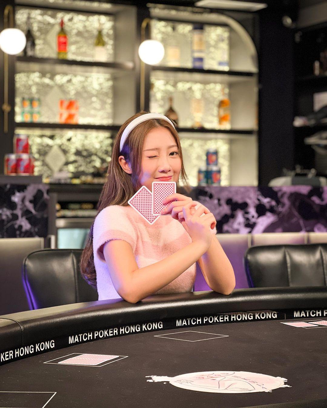 陳欣茵宣布離TVB 出道5年獲封J2女神 網民支持：恭喜重獲自由 | am730