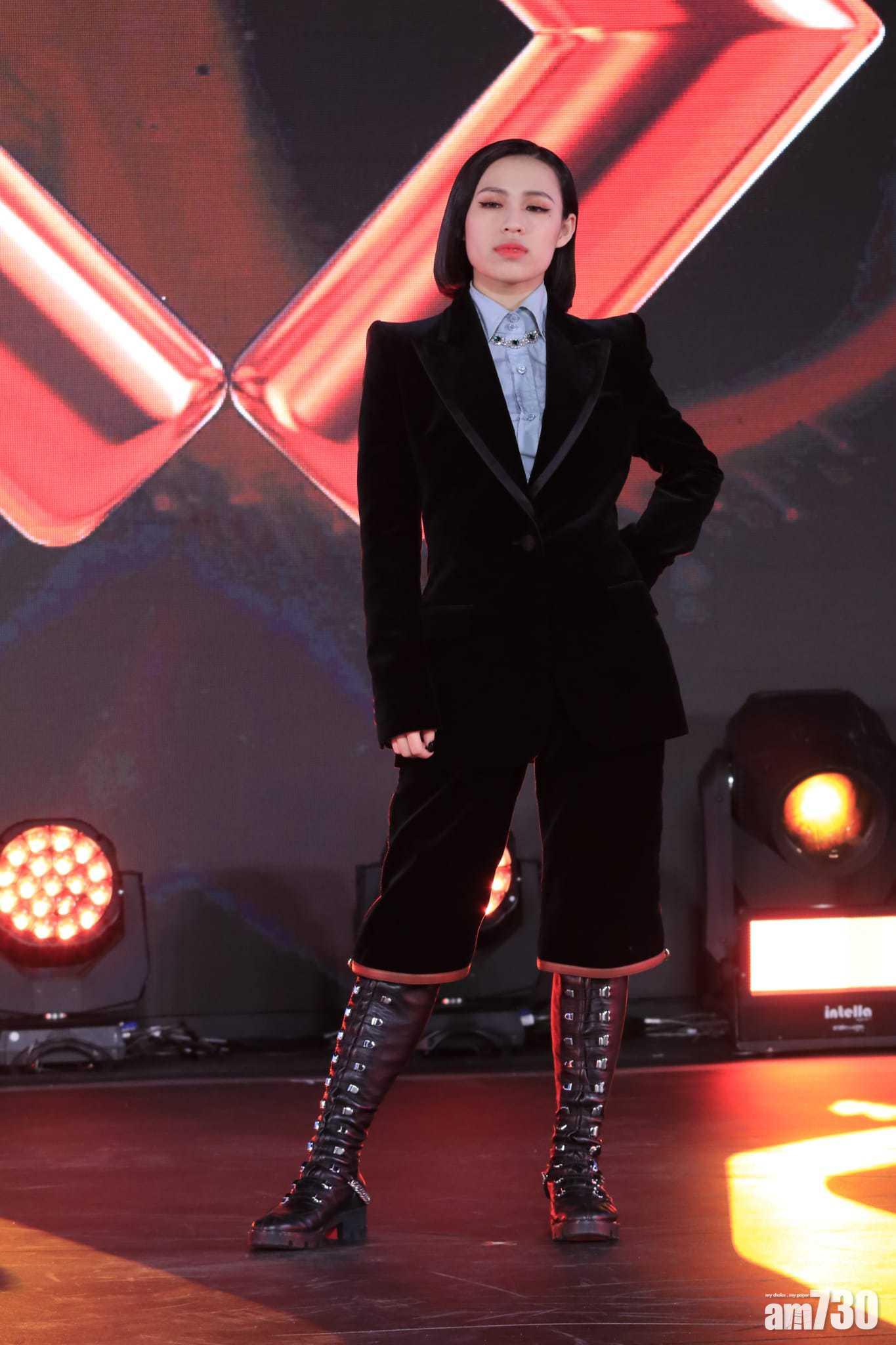 COLLAR｜Winka登台造型被笑似怪獸 勁高EQ回應︰好兆頭 | am730