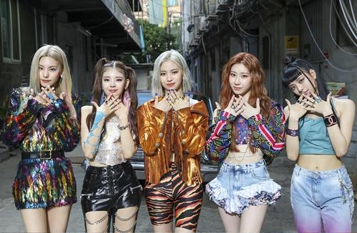 ITZY在新碟破白金 多謝JYP稱讚 | am730